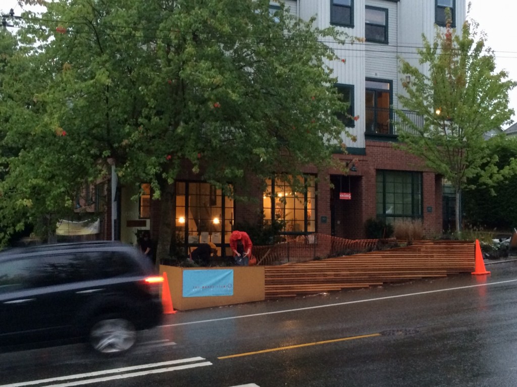 New parklet opens at 25th and Union this Sunday » The Urbanist