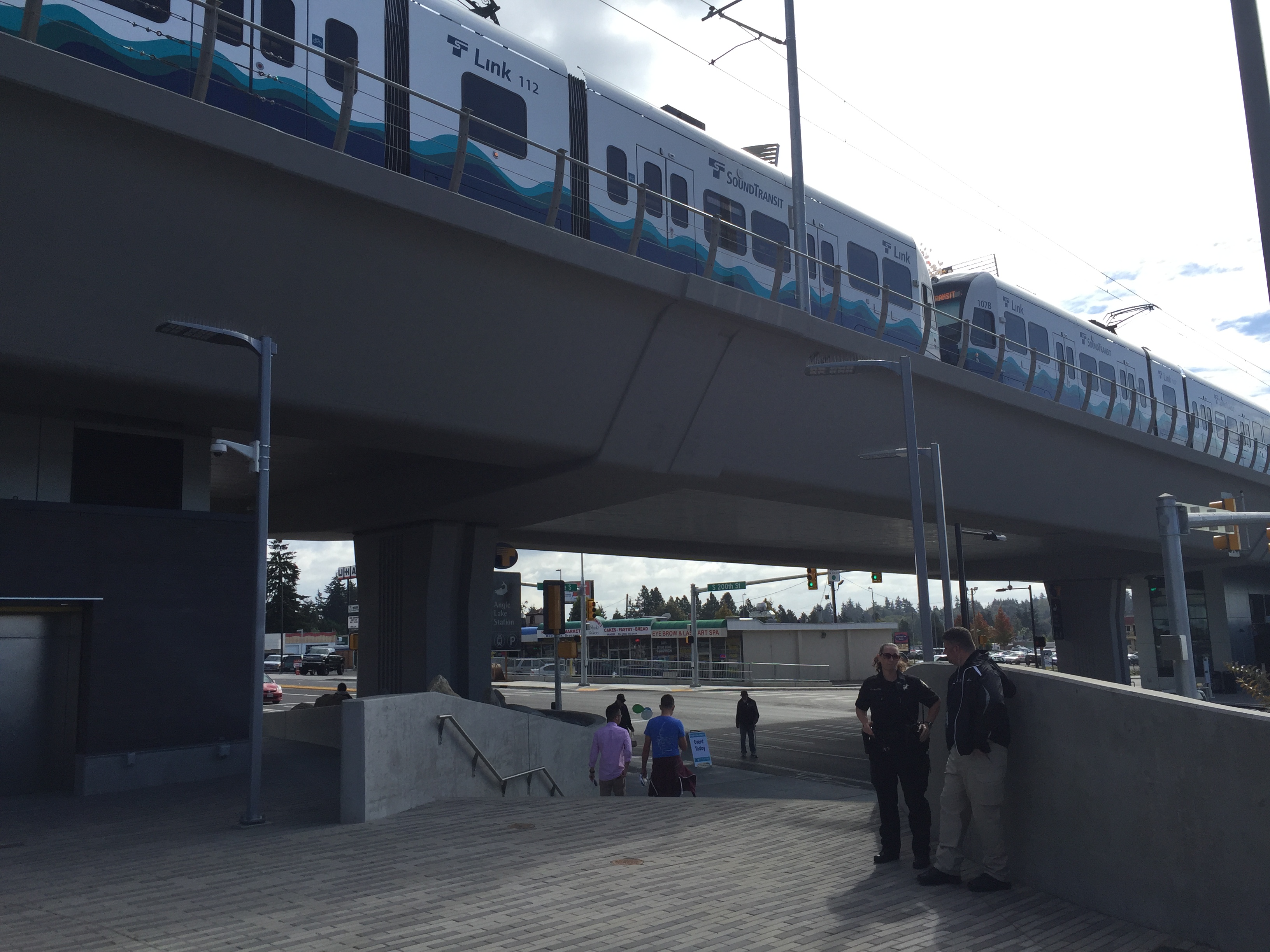 New Community Shuttle Launches in Des Moines, County Executive to ...