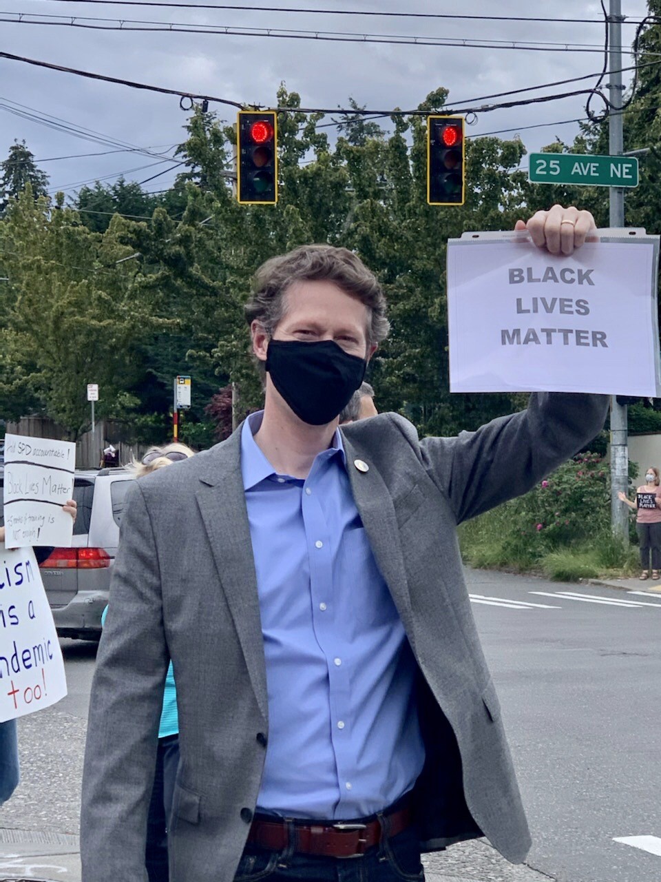 Council Stands with Protesters as Police Turn Violent Again in Day 9 ...