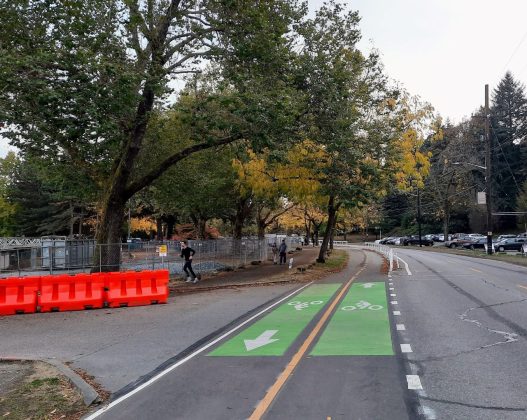 Green Lake Outer Loop Protected Bike Lanes Take Shape » The Urbanist