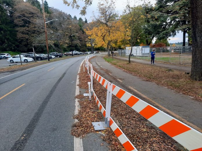 Green Lake Outer Loop Protected Bike Lanes Take Shape » The Urbanist