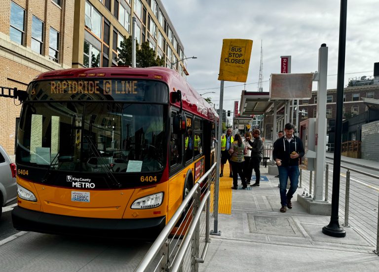 Metro Launches RapidRide G, Seattle’s Most Ambitious Bus Rapid Transit ...