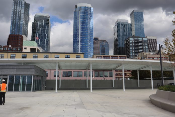 Overlook Walk Finally Opens as the New Seattle Waterfront’s Centerpiece ...