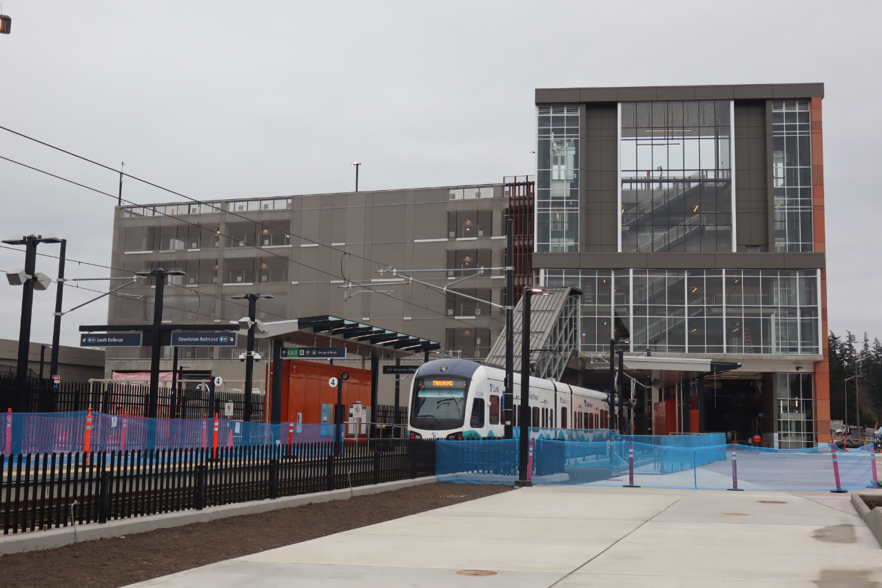 Downtown Redmond Light Rail Opening Set for May 10 » The Urbanist