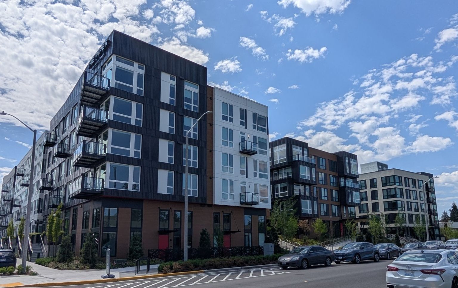 Redmond Sees New Neighborhood Burgeon Around Marymoor Park as Light ...