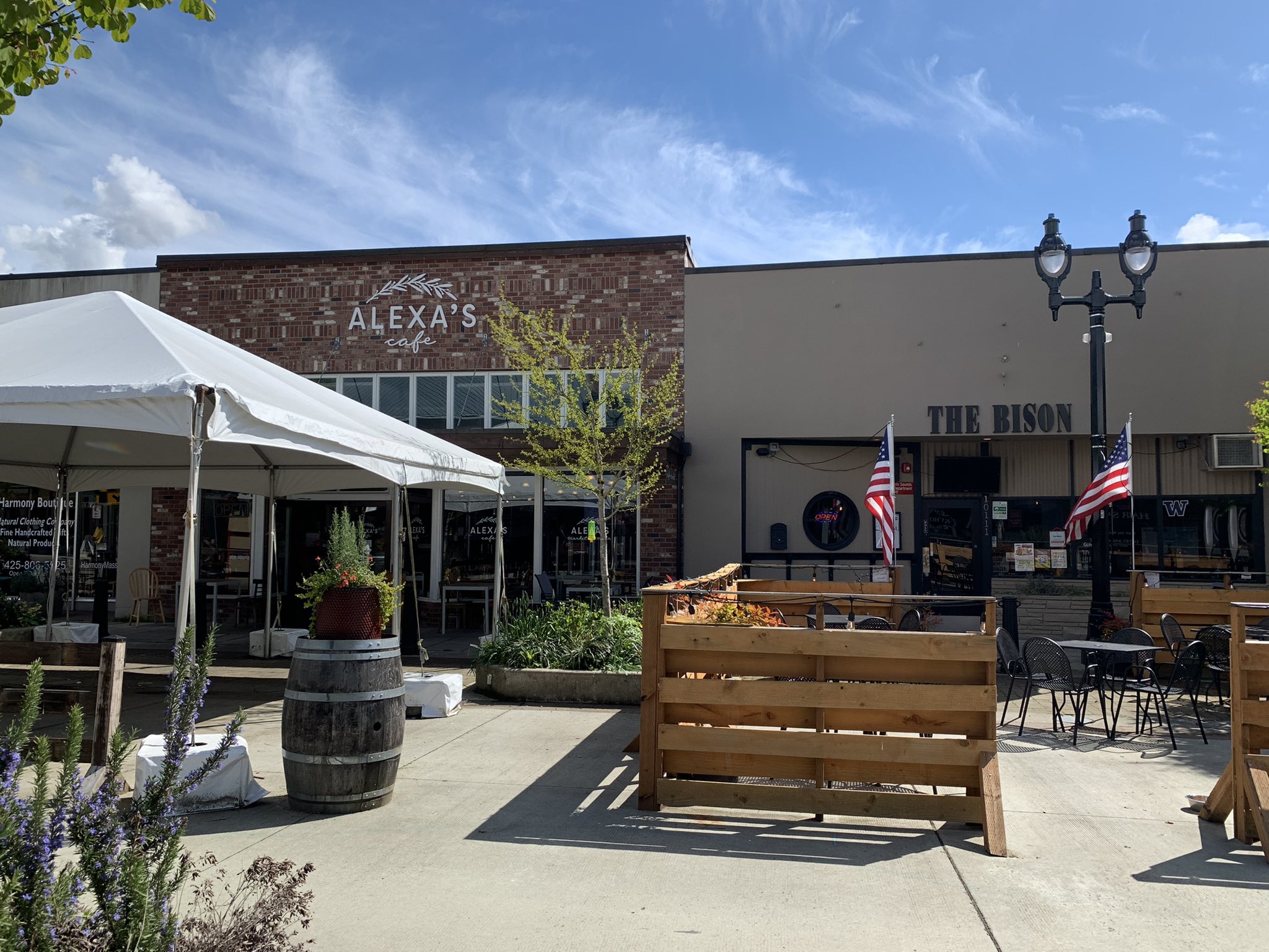 Bothell Drops Parking Mandates, Legalizes Neighborhood Corner Stores ...